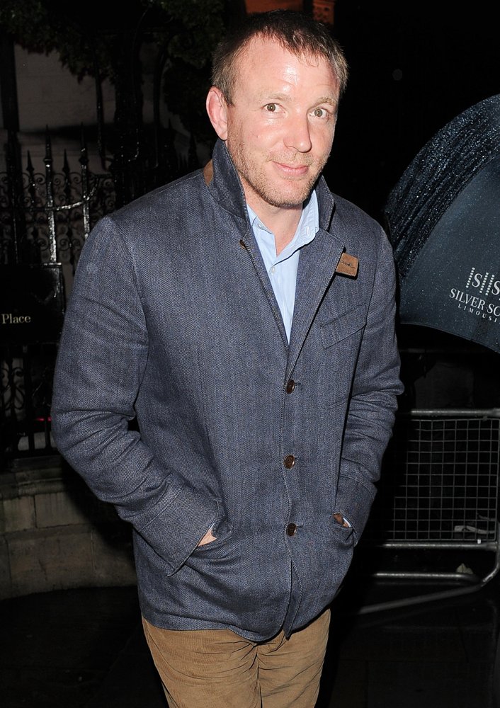 Guy Ritchie Picture 33 - Sherlock Holmes: A Game of Shadows Premiere ...