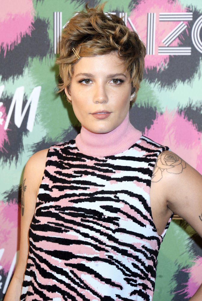 Halsey Pictures - Gallery 9 with High Quality Photos