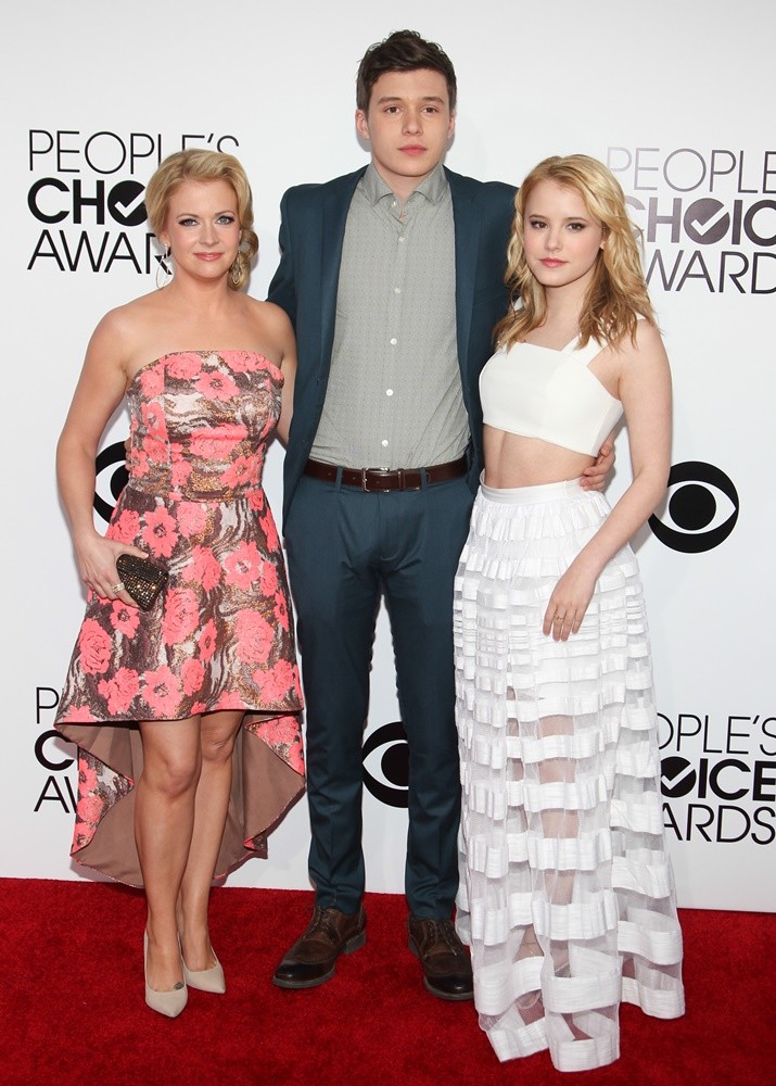 melissa-joan-hart Picture 1 - The 40th Annual People's Choice Awards ...