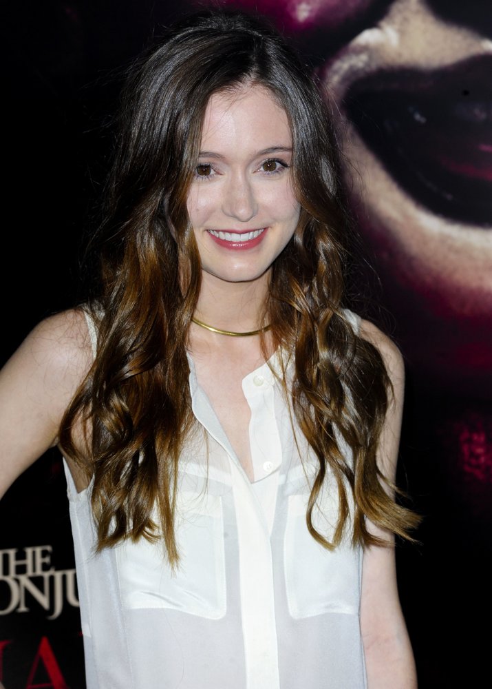 Hayley McFarland Picture 1 - Premiere of Annabelle - Arrivals