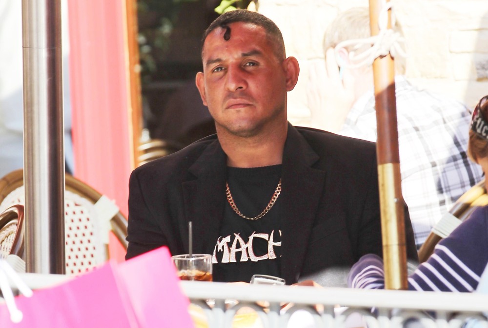hector-camacho Picture 1 - Hector Camacho Out Having Lunch