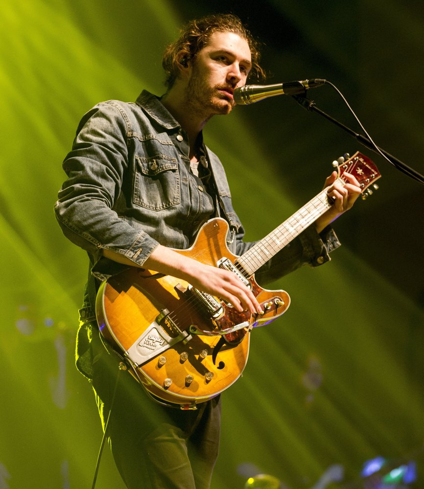 Hozier Picture 57 - Hozier Performs Live