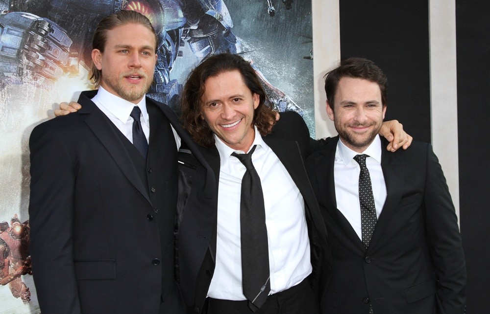charlie-hunnam Picture 1 - Los Angeles Premiere of Pacific Rim