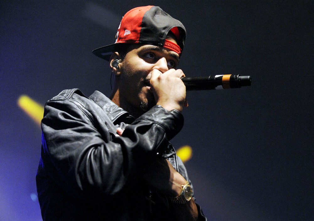 J. Cole Picture 207 - J. Cole Performs Live in Supporting His Upcoming ...