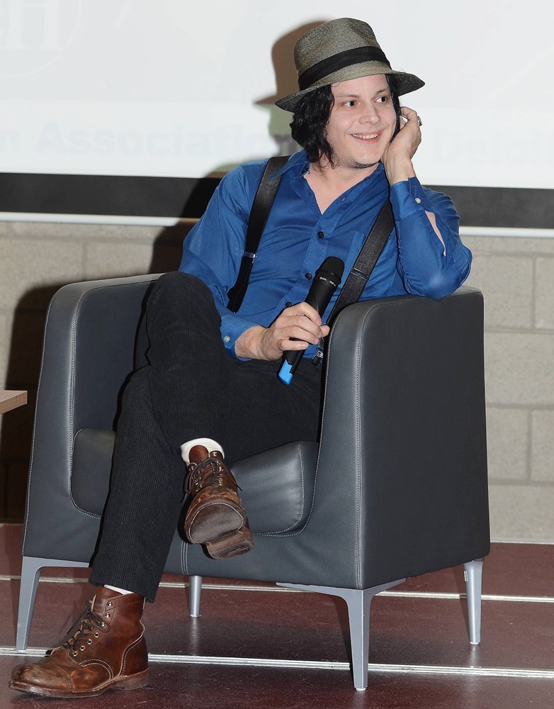Jack White Picture 65 - Jack White Performing Live Jack White Picture 65 - Jack White Performing Live