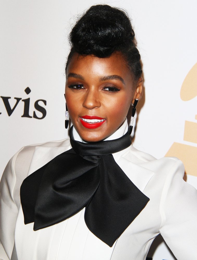 Gala Picture 1 - Clive Davis 2016 Pre-Grammy Gala - Arrivals