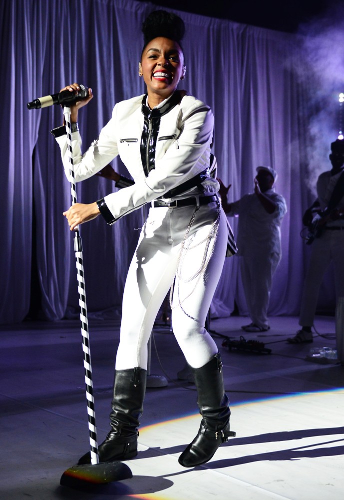Janelle Monae Picture 105 - Janelle Monae Performs in The Electric Tour ...