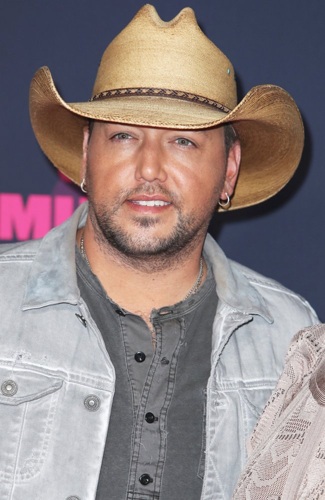 Jason Aldean Picture 167 2016 Cmt Music Awards Arrivals