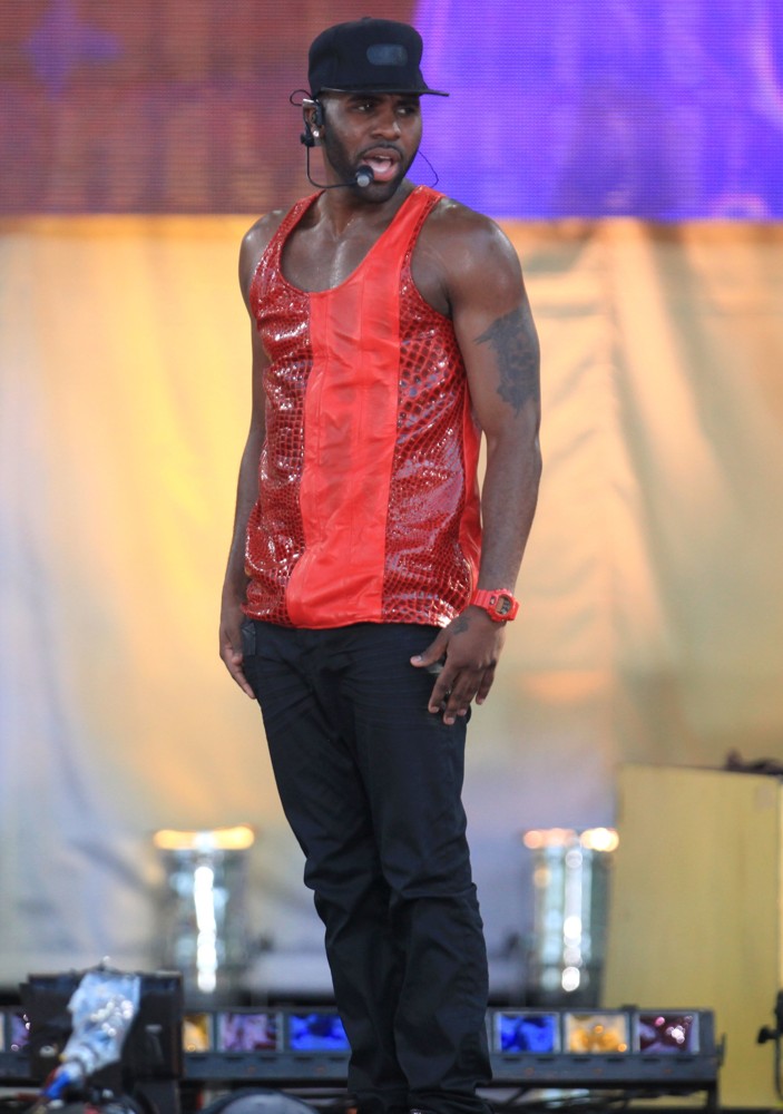 Jason Derulo Picture 84 - iHeartRadio Ultimate Pool Party - Arrivals