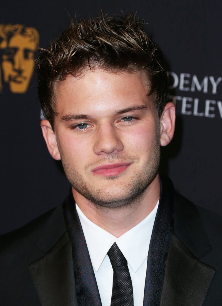 Jeremy Irvine Picture 47 - The Railway Man UK Premiere - Arrivals