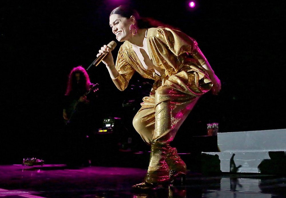 jessie-j Picture 1 - Jessie J Performs at Manchester Academy