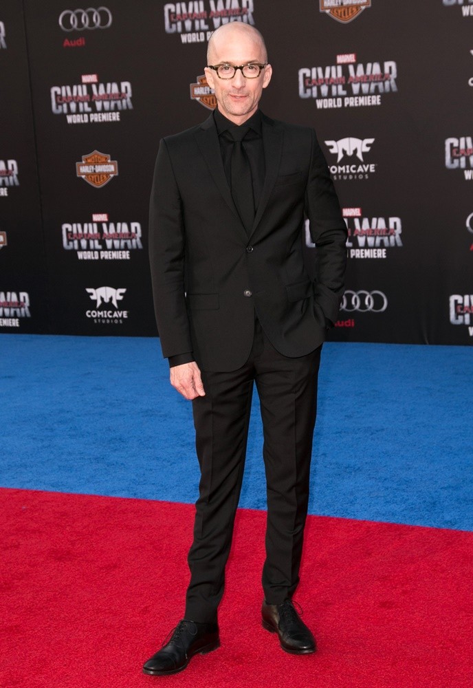 jim-rash Picture 1 - The World Premiere of Captain America: Civil War