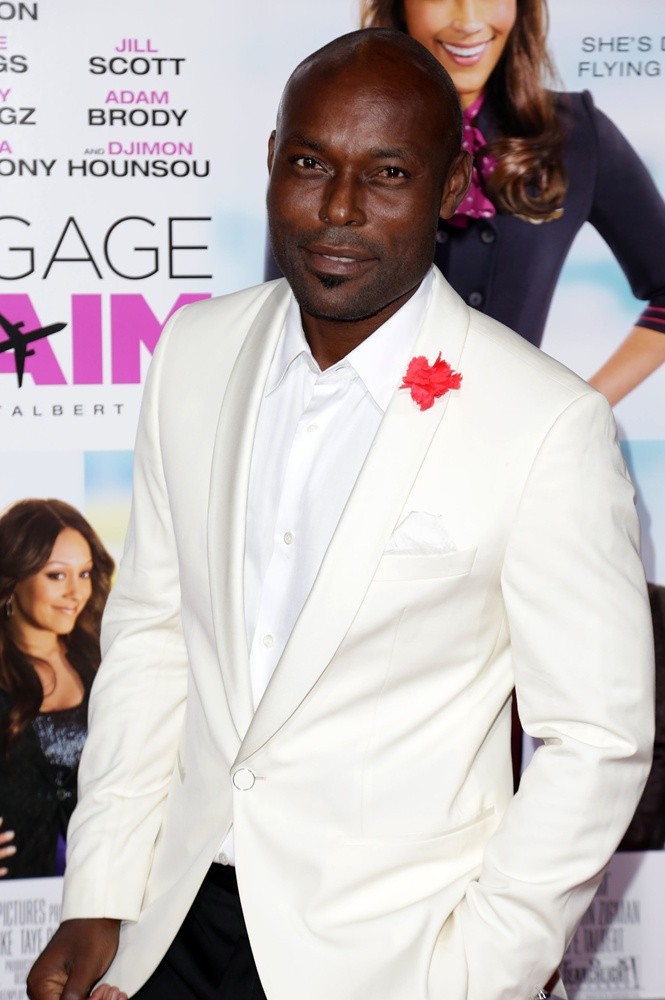 Baggage Claim Premiere - Picture 1