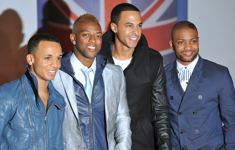 JLS Picture 22 - The BRIT Awards 2012 - Arrivals