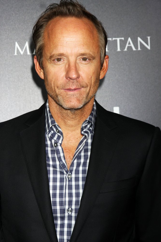 John Benjamin Hickey Picture 1 - WGN's Manhattan - Photocall