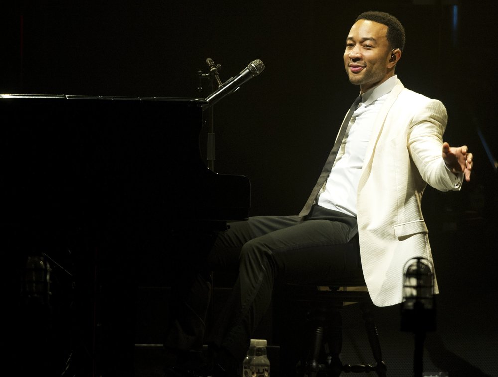 John Legend Picture 1 - John Legend Performs as Part of His All of Me Tour