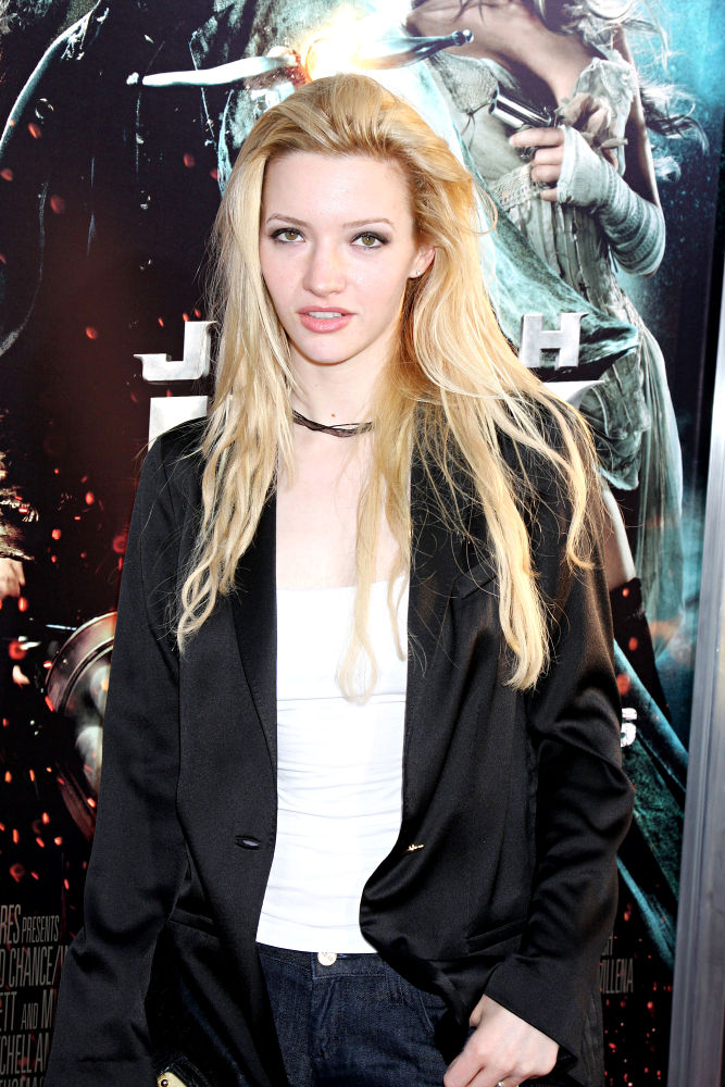 Talulah Riley Picture 1 - World Premiere of 'Jonah Hex'
