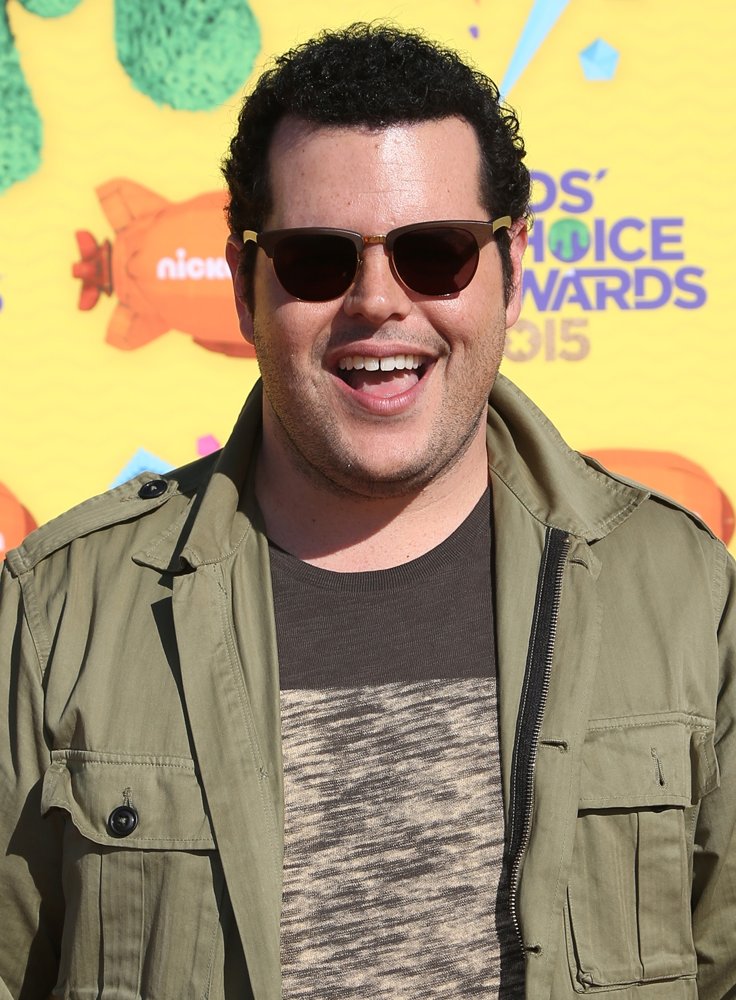 josh gad Picture 1 - Nickelodeon's 28th Annual Kid's Choice Awards ...