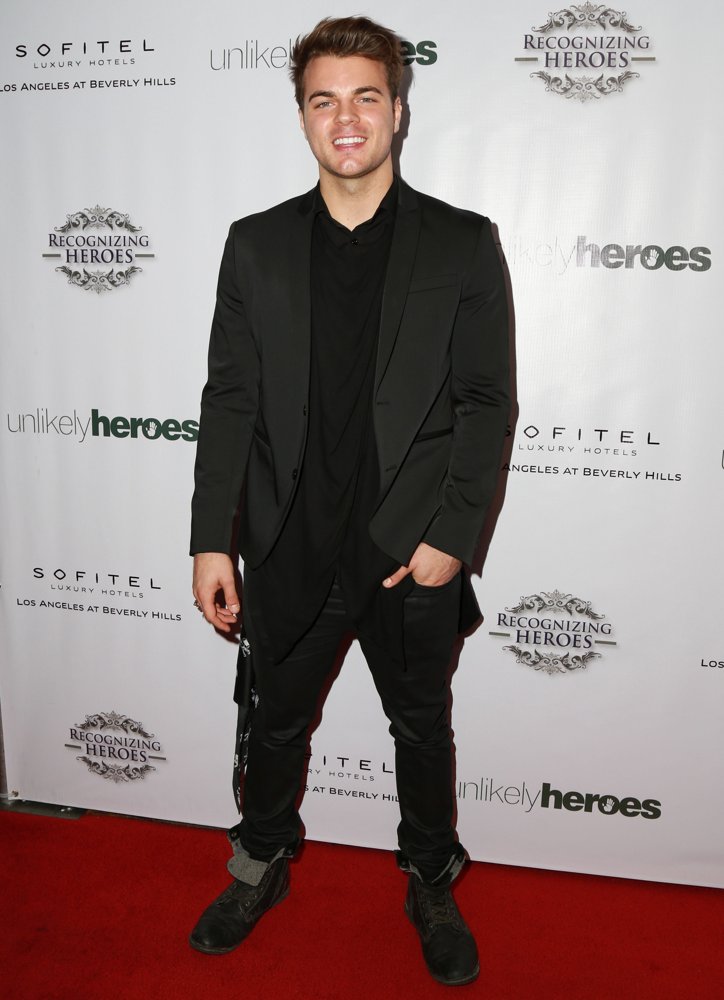 josh golden Picture 1 - 3rd Annual Unlikely Heroes Awards Dinner and Gala