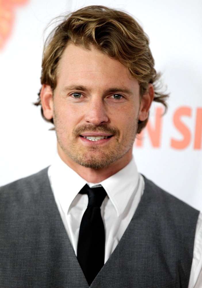 Josh Pence Picture 1 - The Premiere of Paramount Pictures' Fun Size ...