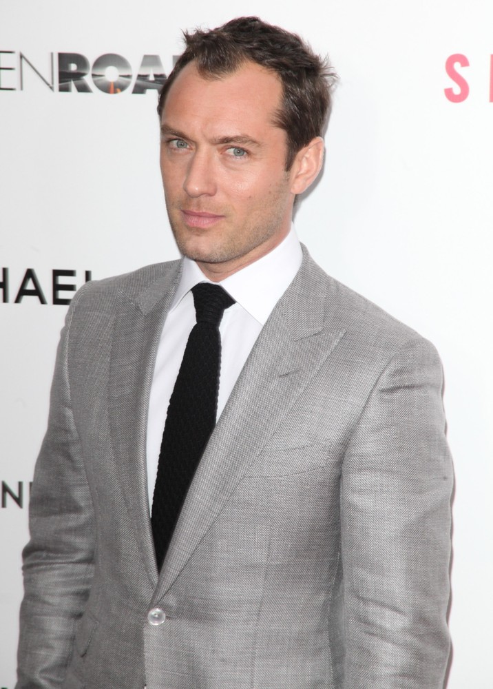 jude-law Picture 1 - New York Premiere of Side Effects