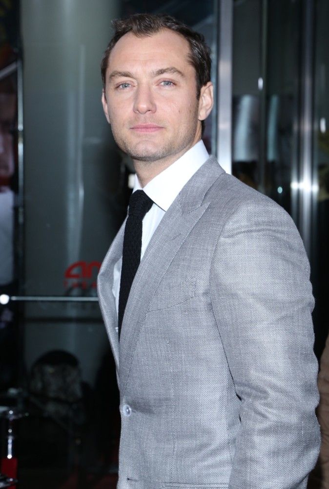 Jude Law Picture 1 - New York Premiere of Side Effects