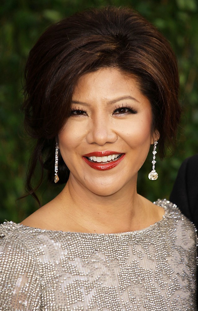 Julie Chen Picture 15 - 39th Daytime Emmy Awards - Arrivals