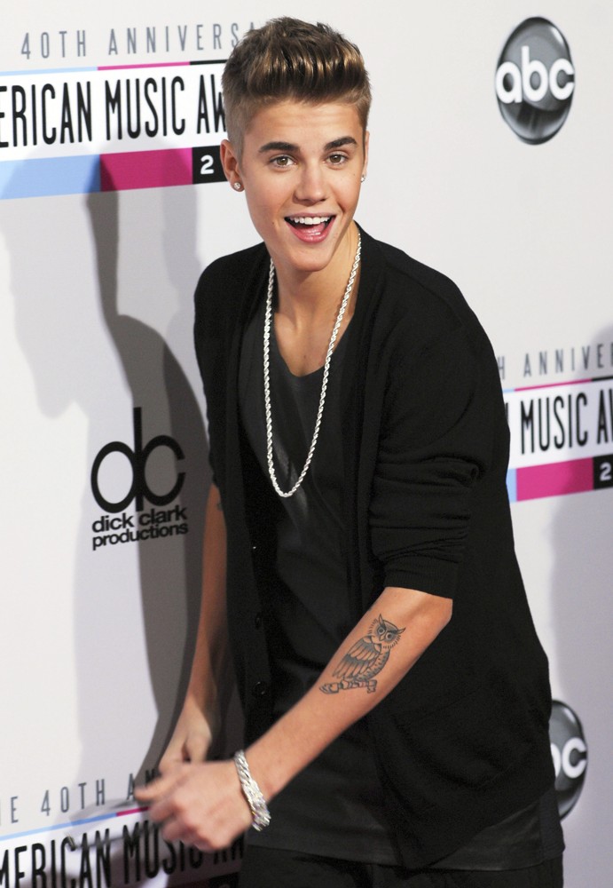 Justin Bieber Picture 1 - The 40th Anniversary American Music Awards ... Justin Bieber Picture 1 - The 40th Anniversary American Music Awards ...