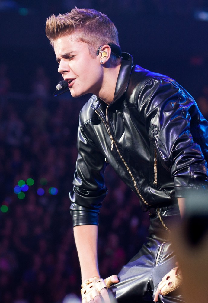 Justin Bieber Picture 1 - Justin Bieber Kicks Off The Start of His ...