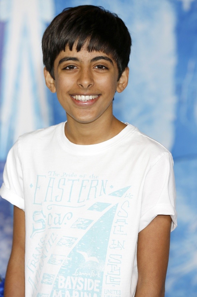 Karan Brar Picture 2 - Film Premiere Frozen
