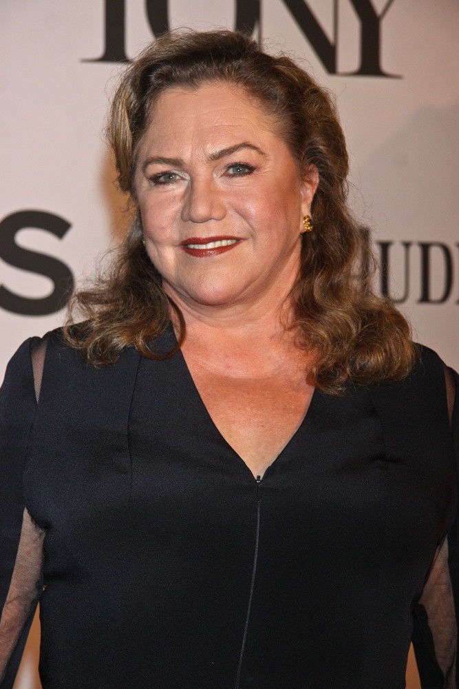 Kathleen Turner Picture 6 - The 67th Annual Tony Awards - Arrivals