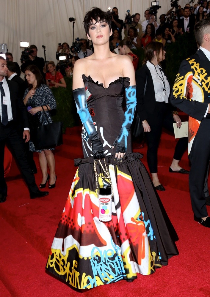 katy-perry Picture 1 - China: Through The Looking Glass Costume ...
