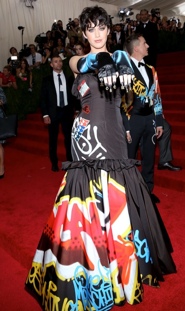 katy-perry Picture 1 - China: Through The Looking Glass Costume ...