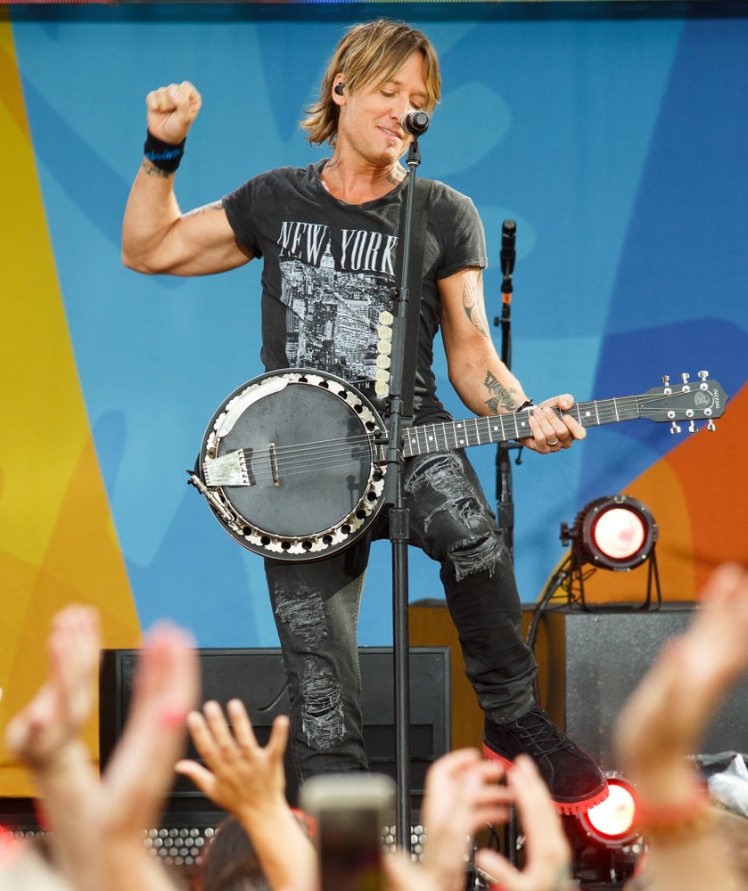 Keith Urban Picture 259 - Keith Urban Performs on ABC's Good Morning ...