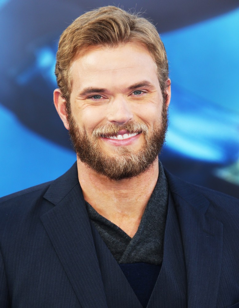 Kellan Lutz Pictures with High Quality Photos