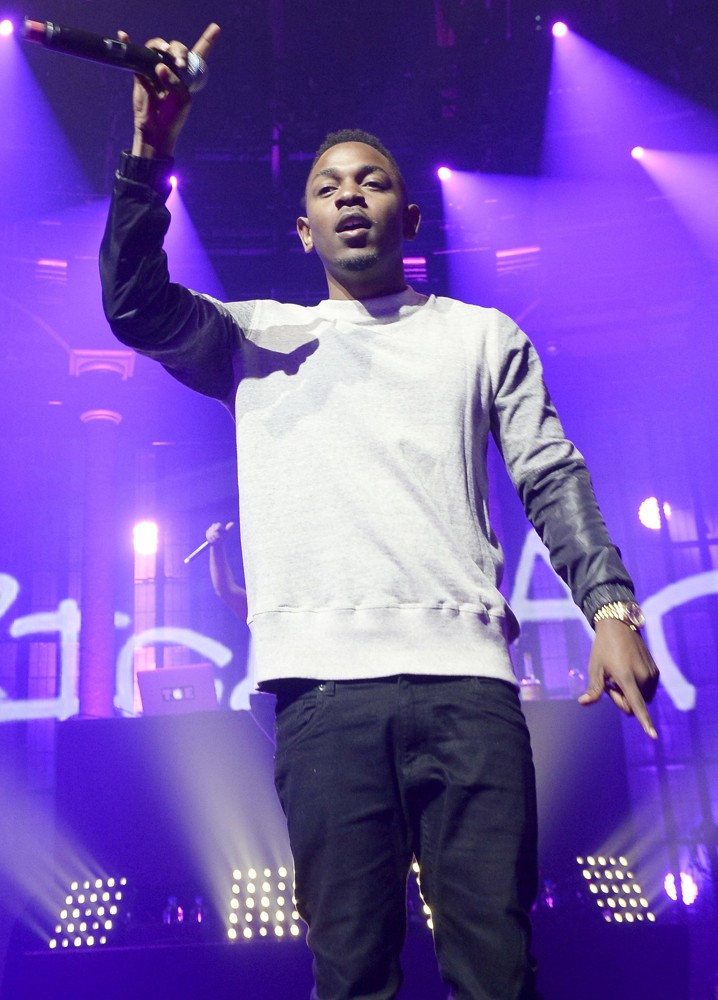 Kendrick Lamar Picture 48 - Kendrick Lamar Performing Live on Day 19 at ...