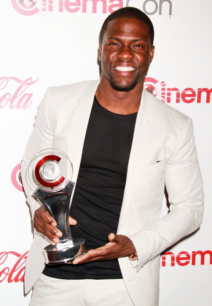 Kevin Hart Picture 1 - 2015 CinemaCon Big Screen Achievement Awards ...