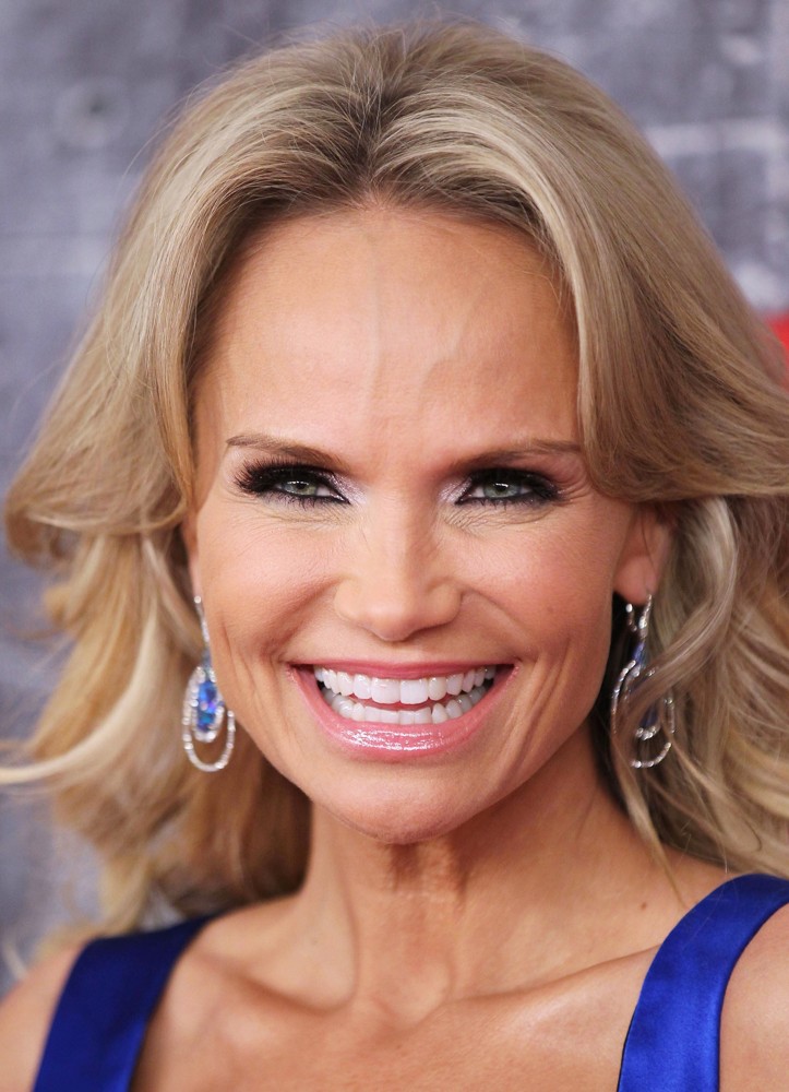 Kristin Chenoweth Picture 96 - 2012 American Country Awards - Arrivals