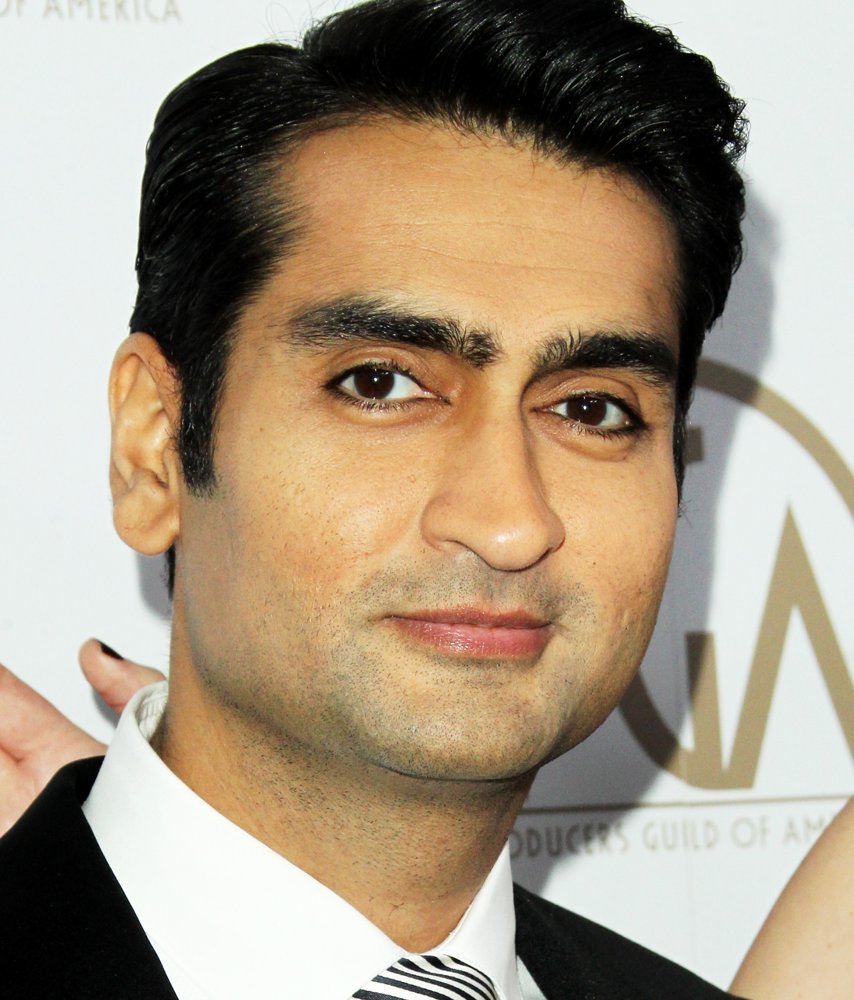 Kumail Nanjiani Pictures with High Quality Photos