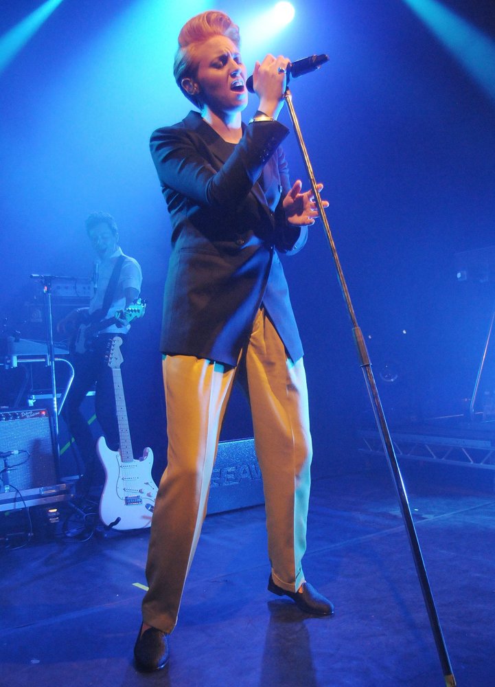 La Roux Picture 35 - 2015 NME Awards - Arrivals