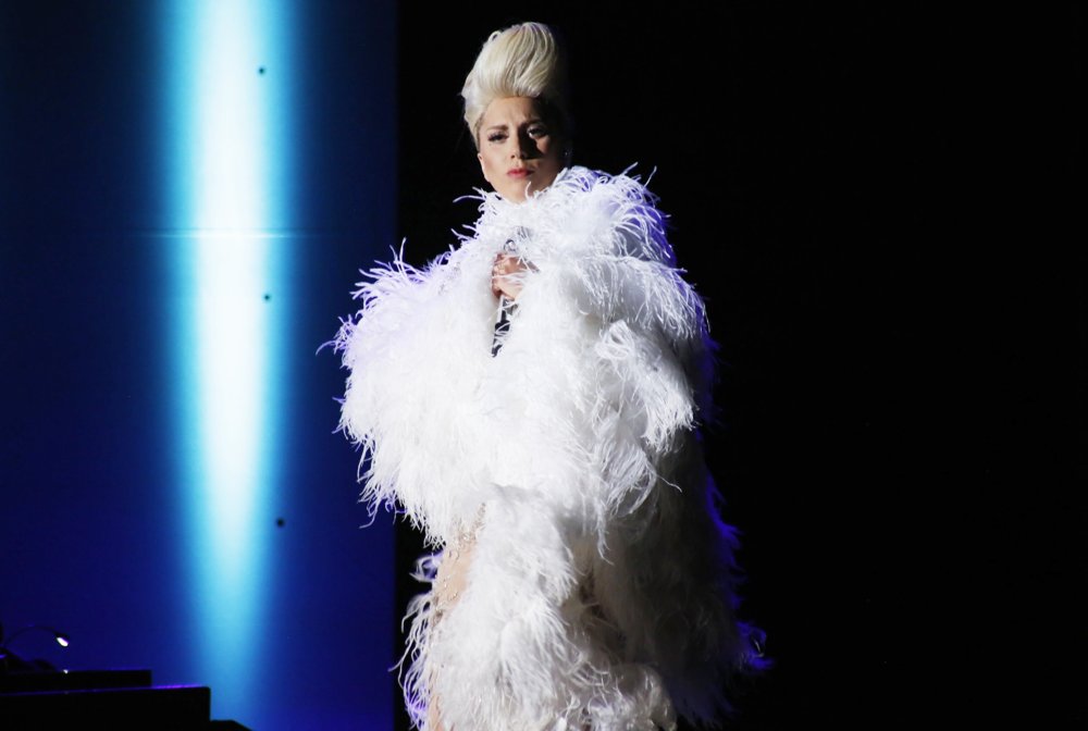 Lady GaGa Picture 1190 - Lady GaGa and Tony Bennett Perform Live on Stage
