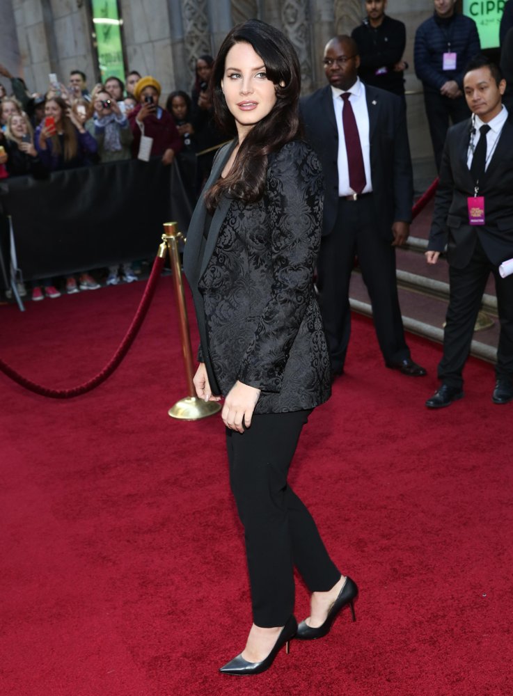 Lana Picture 1 - Billboard Women in Music 2015 - Arrivals