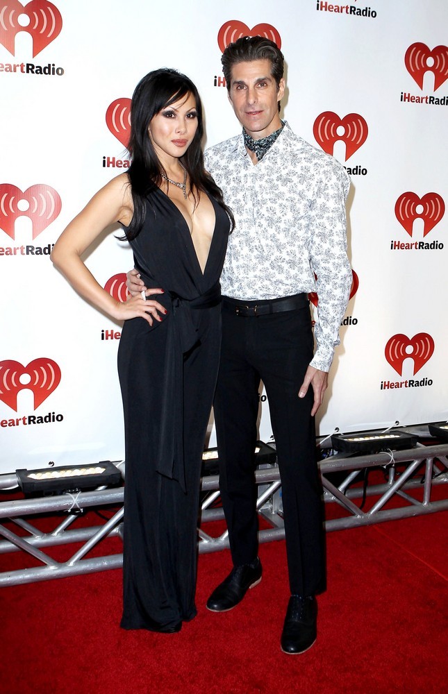 Etty Lau Picture 1 - iHeartRadio Music Festival - Day 1