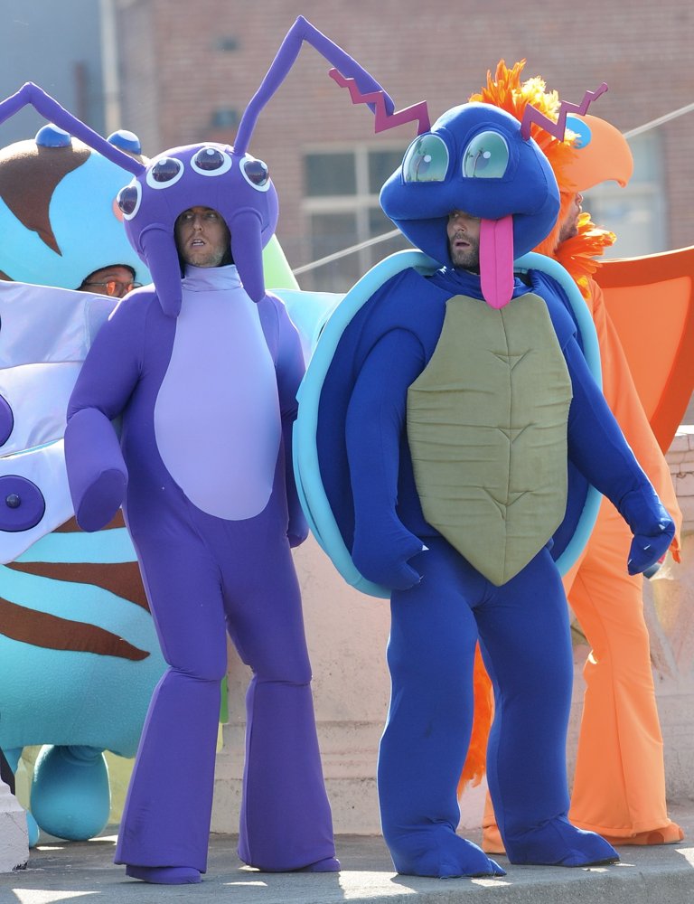 Jesse Picture 1 - Adam Levine and Jesse Carmichael Dresses as A Pokemon ...