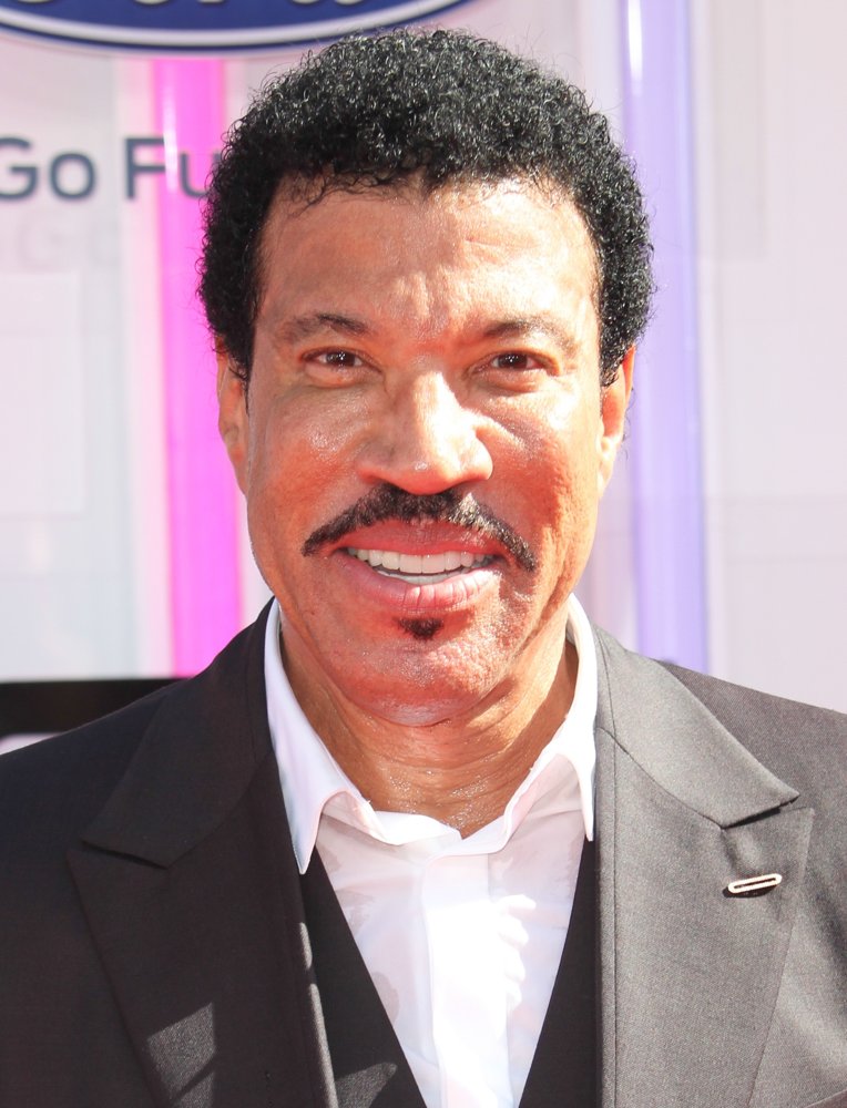 Lionel Richie Pictures - Gallery 6 with High Quality Photos