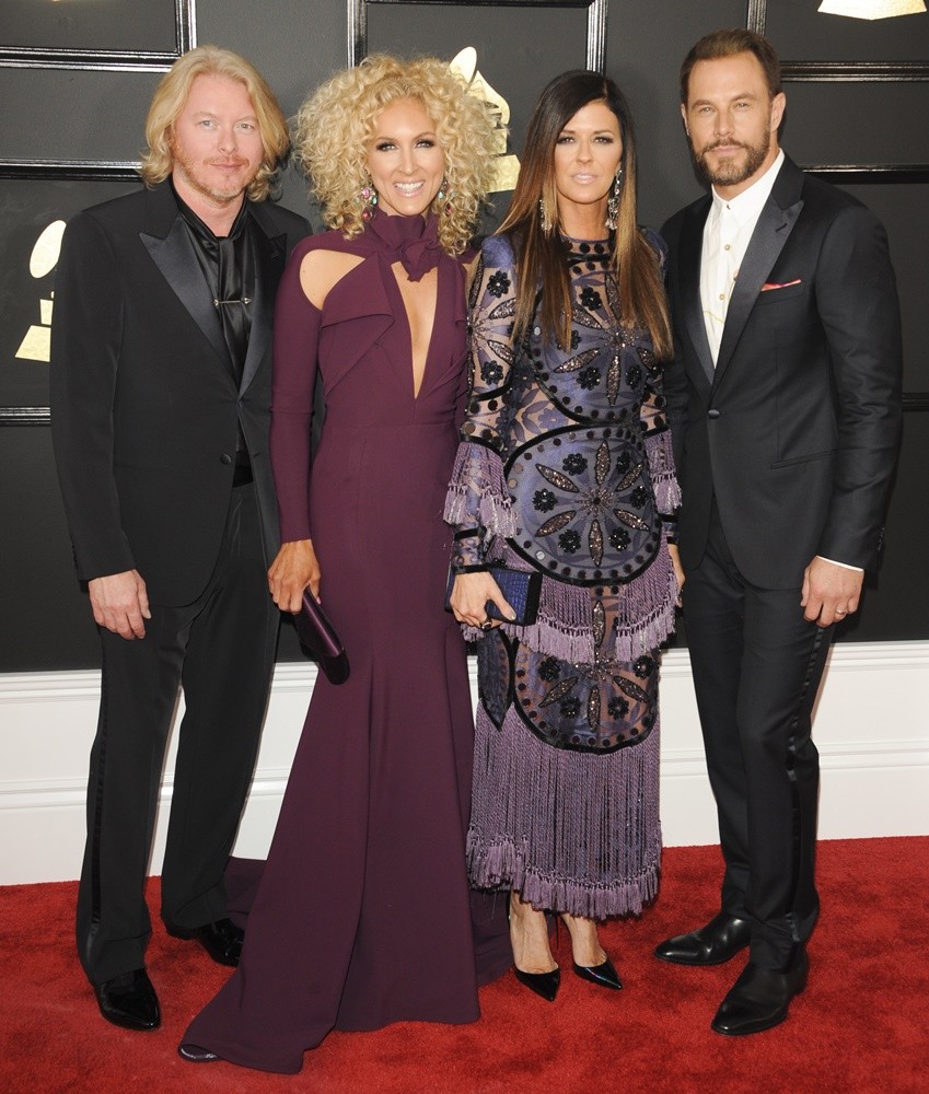 Big Picture 1 - 59th Annual GRAMMY Awards - Arrivals