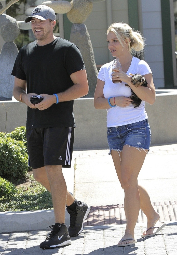 david-lucado Picture 1 - David Lucado and Britney Spears Out and About