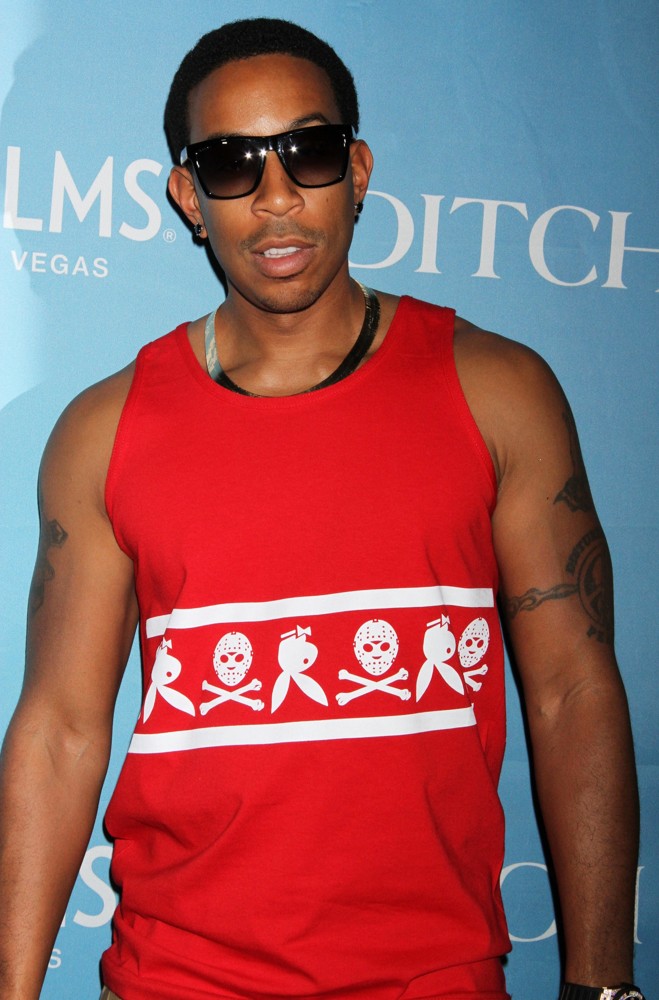 Ludacris Picture 1 - Ludacris Performs at Ditch Fridays
