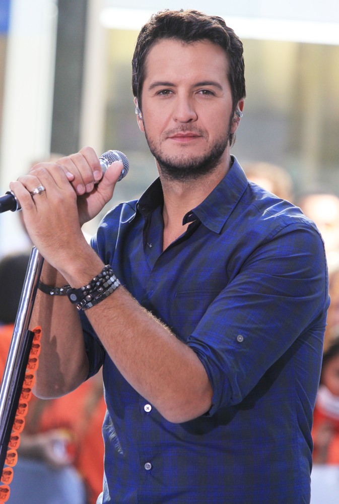 luke bryan Picture 1 - Luke Bryan Performs on The Toady Show as Part of ...