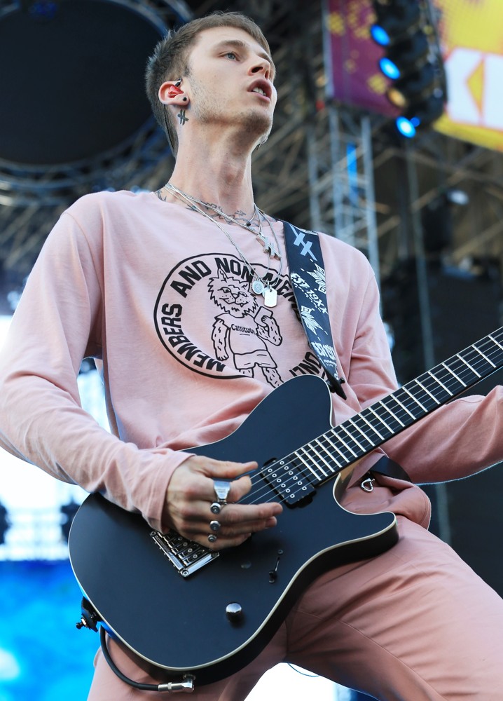 Machine Gun Kelly Pictures - Gallery 4 with High Quality Photos